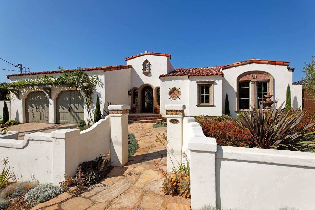 Spanish Home Architecture - D&A Architects